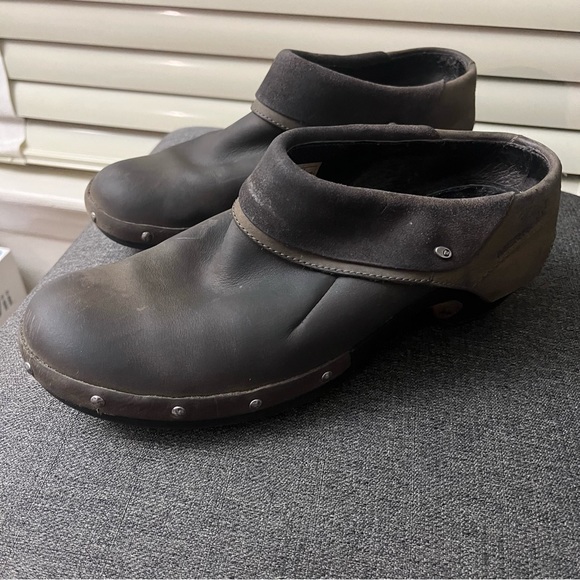 Merrell | Shoes | Merrell Clogs Slides Drizzle Brown 9 Booties Cowboy ...